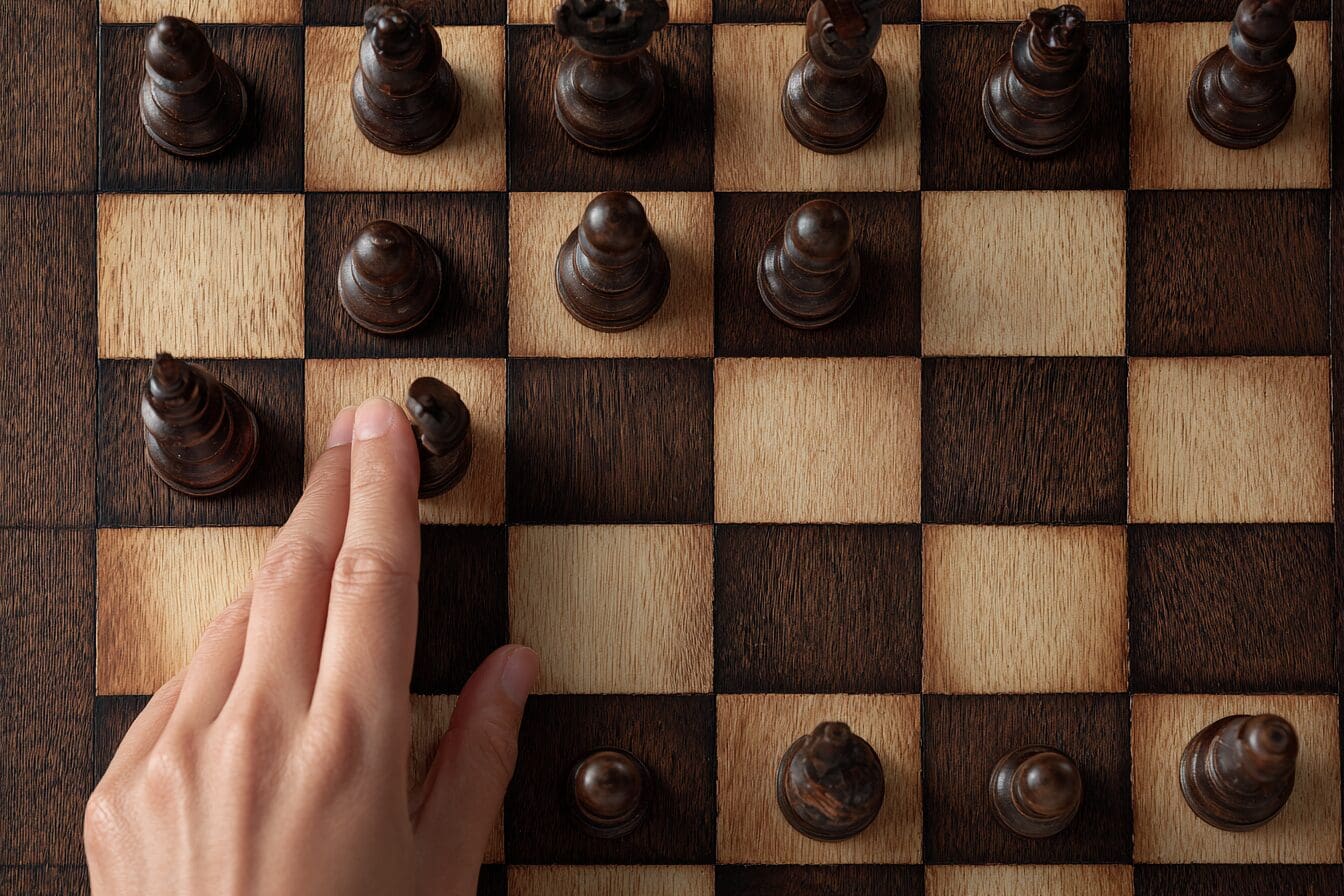 What Is an Opening Move on Bumble – First Message Feature